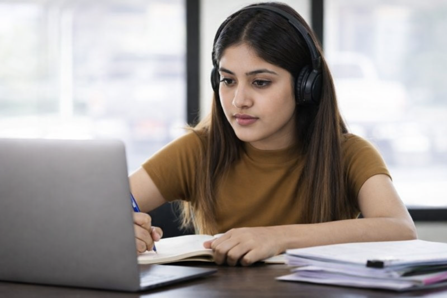 Manocha Academy | Learn Science, Maths and Coding in a Practical Way!